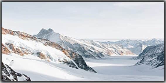 A Guide on How to Extend Background in Photoshop